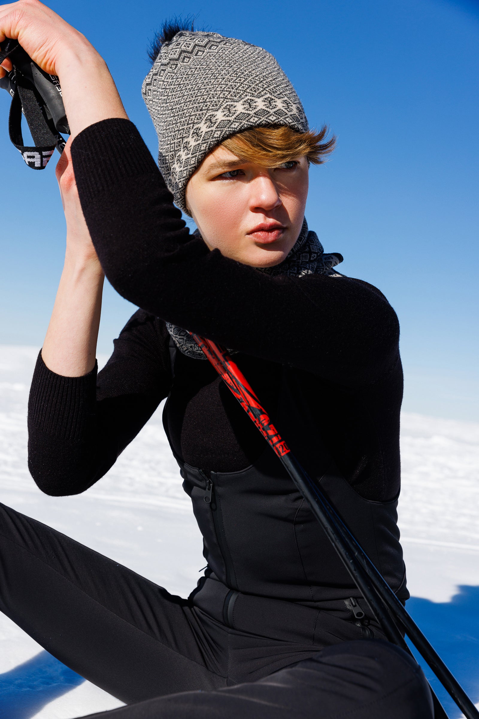 Snowy Hat Black-Beige